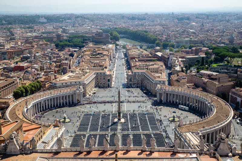 View Onto St Peters Square Rome Editorial Stock Photo - Image of ...