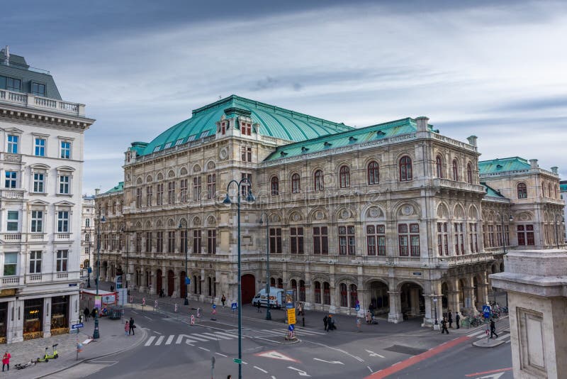 View of the Opera House of Vienna, Austria Editorial Stock Image ...
