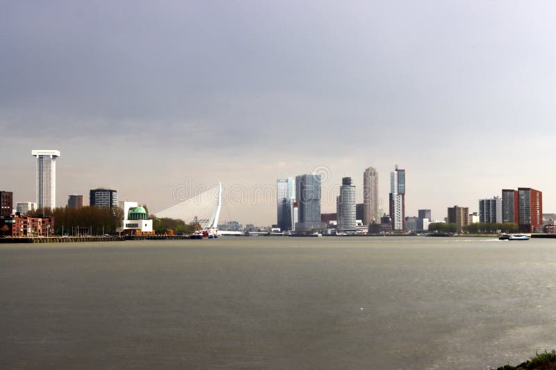 View Over the Nieuwe Maas with the Skyline of Rotterdam Editorial Photo ...