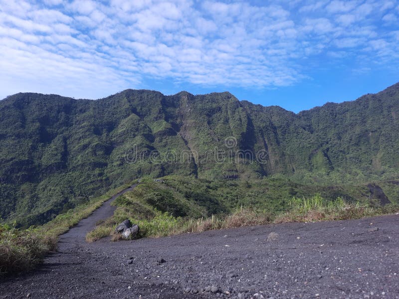 View of the Path To the Top of Mount Galunggung Stock Photo - Image of ...
