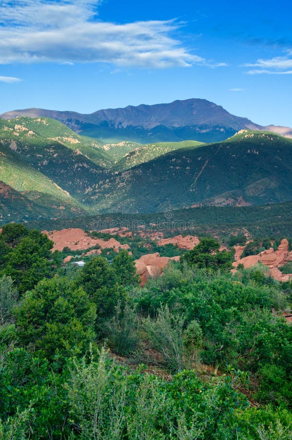 A View of Pikes Peak stock photo. Image of hills, destination - 16034020