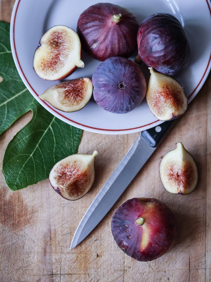 View at the Plate of Figs on the Table Stock Photo - Image of snack ...