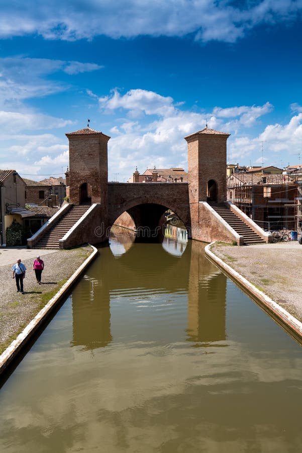 Comacchio Canal Stock Illustrations – 4 Comacchio Canal Stock ...
