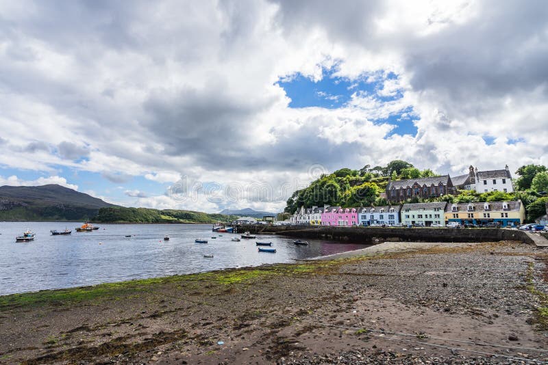 Portree Harbor stock image. Image of harbor, scotland - 4623603