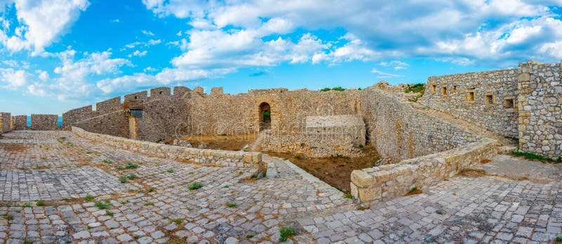 View of Pylos Castle in Greece Stock Photo - Image of gate, niokastro ...