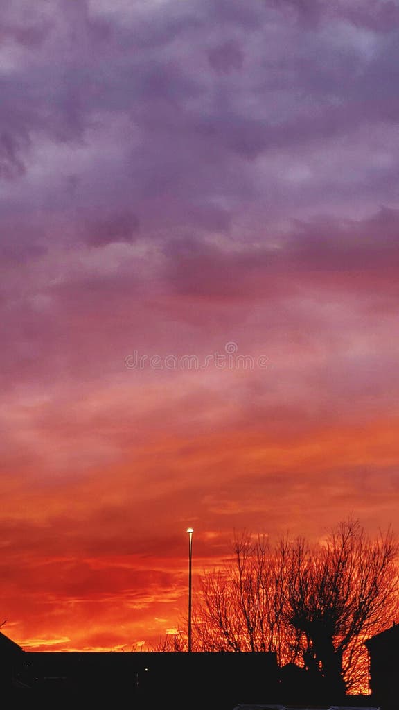 View of the Red Sky Over Build Stock Photo - Image of baeuty, build ...