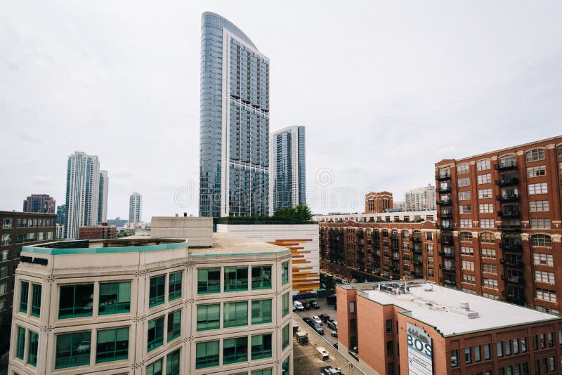 View of River North in Chicago, Illinois Editorial Photo - Image of ...