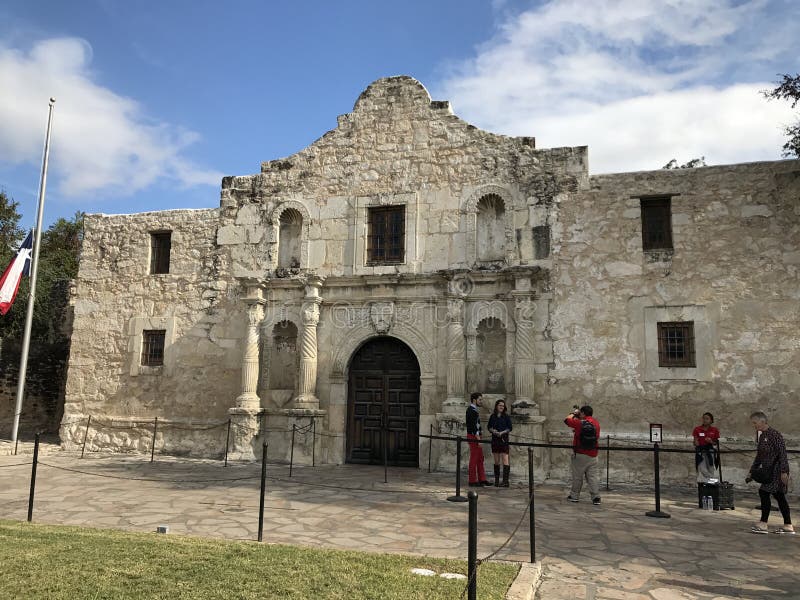 The Alamo s Front Door stock image. Image of city, travel - 31146745