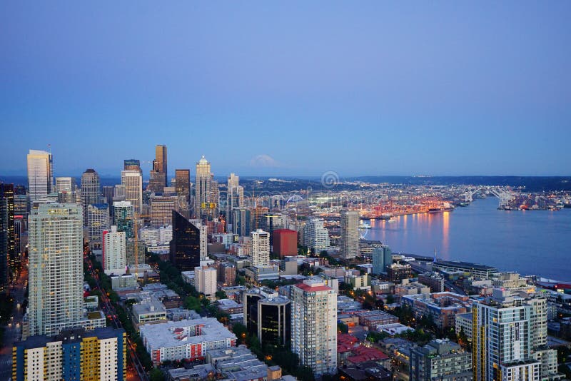 View of Seattle stock image. Image of beauty, downtown - 92769039