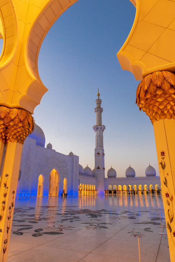 View of Sheikh Zayed Grand Mosque Editorial Photography - Image of ...