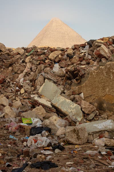 View from the Side of the Slums of the Egyptian Pyramids in Giza ...