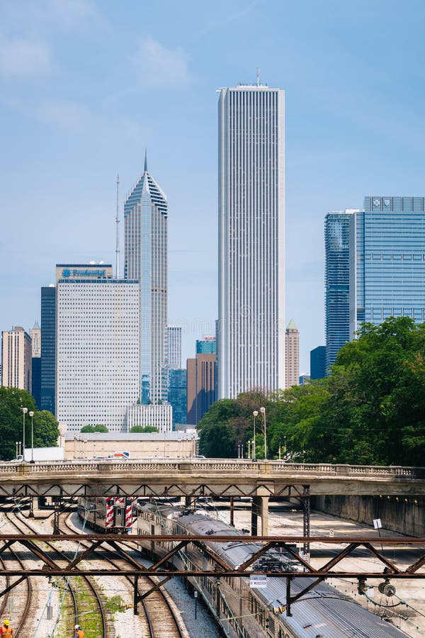 Skyscrapers in Chicago stock image. Image of monument, john - 74489