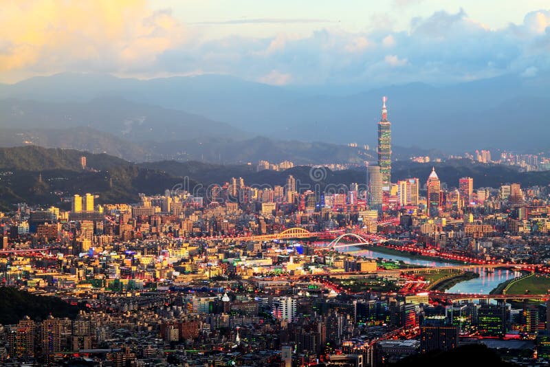The View of Taipei City, Taiwan Stock Photo - Image of city, east: 42290926