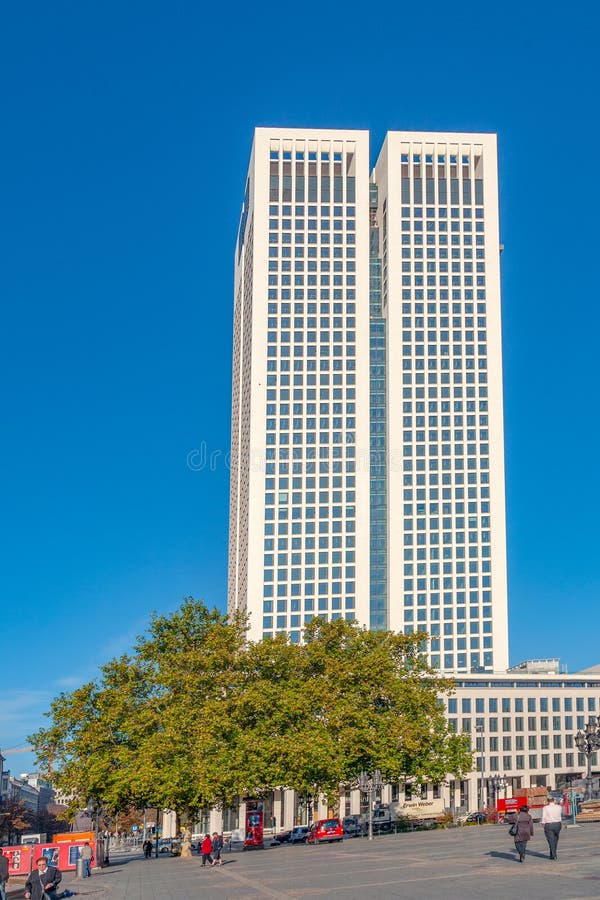 View To Modern Skyscraper in Frankfurt with People at Town Square ...