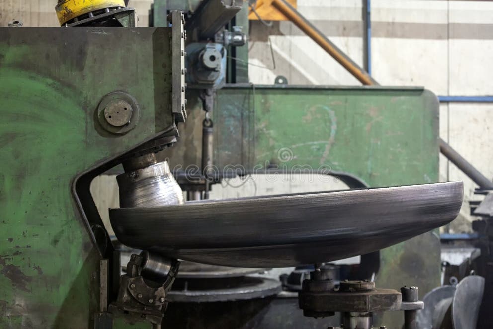 View of the Torispherical (or Flanged and Dished Head), Hemispherical ...