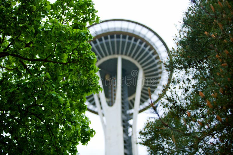 SEATTLE SPACE NEEDLE editorial photo. Image of architecture - 77742056