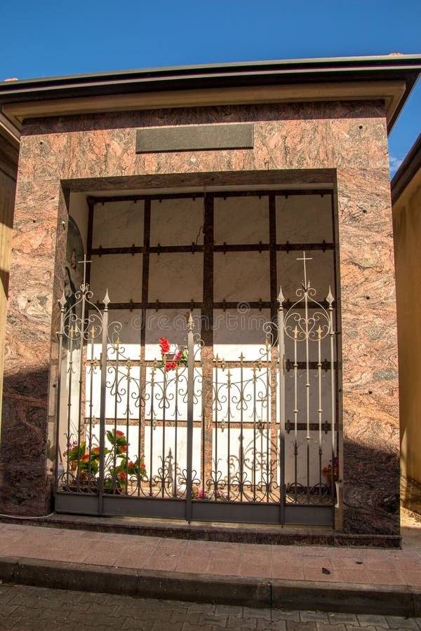 Italian Graveyard stock photo. Image of resting, italian - 125550570