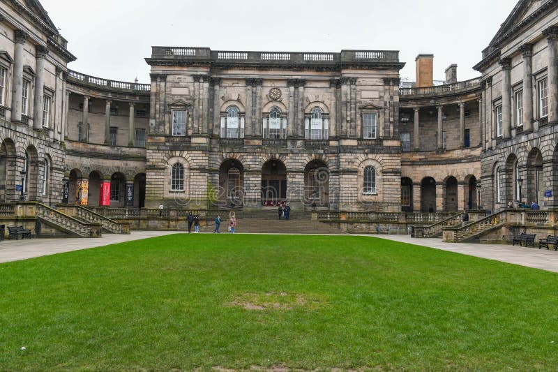 View at the University on Edinburgh on Scotland Editorial Image - Image ...
