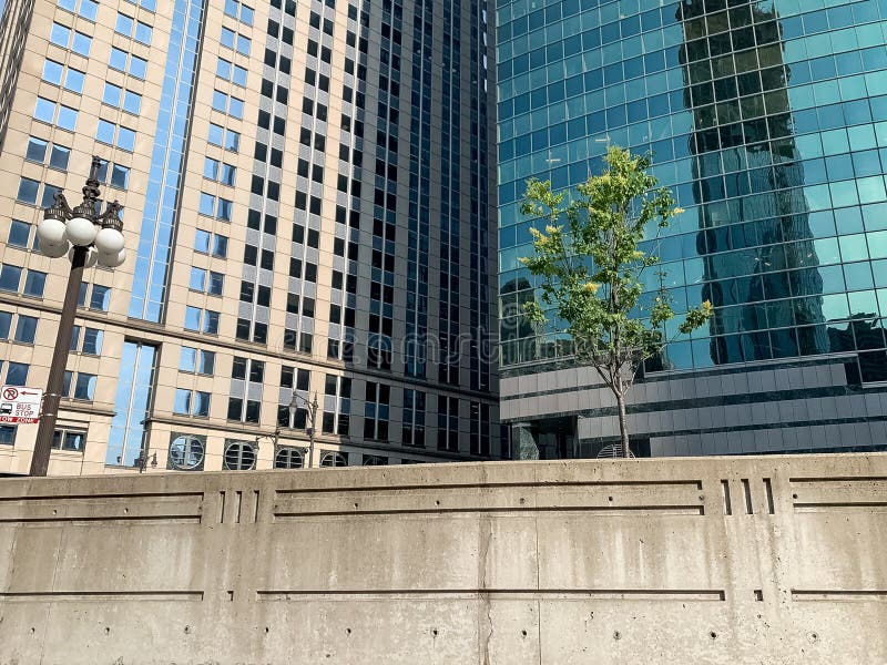 Wacker Drive of Downtown Chicago, Urban Scene. Editorial Stock Image ...