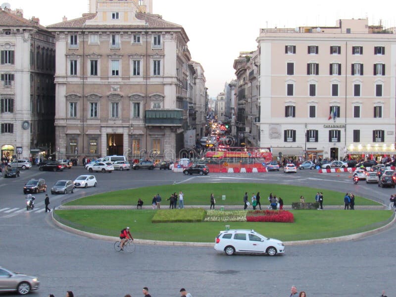 View of the Venezia Palace. Rome Editorial Photo - Image of view ...