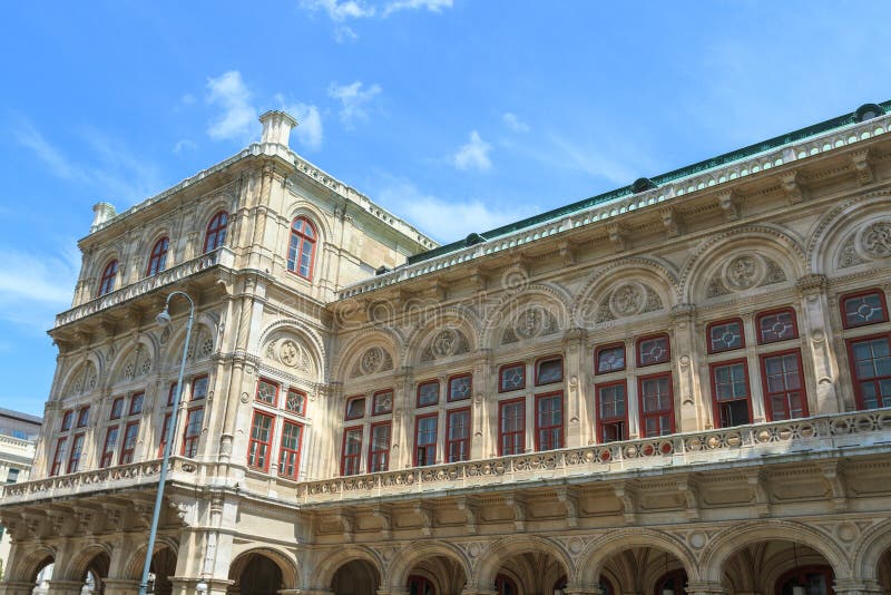 View on Vienna State Opera House in Vienna Editorial Photo - Image of ...