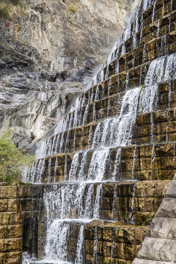 Waterfall in the Hudson stock image. Image of house - 259315681