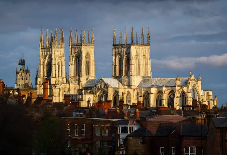 Minster Tower Stock Illustrations – 115 Minster Tower Stock ...