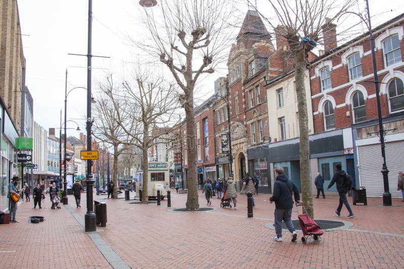 Views of Broad Street in Reading, Berkshire in the UK Editorial Stock ...