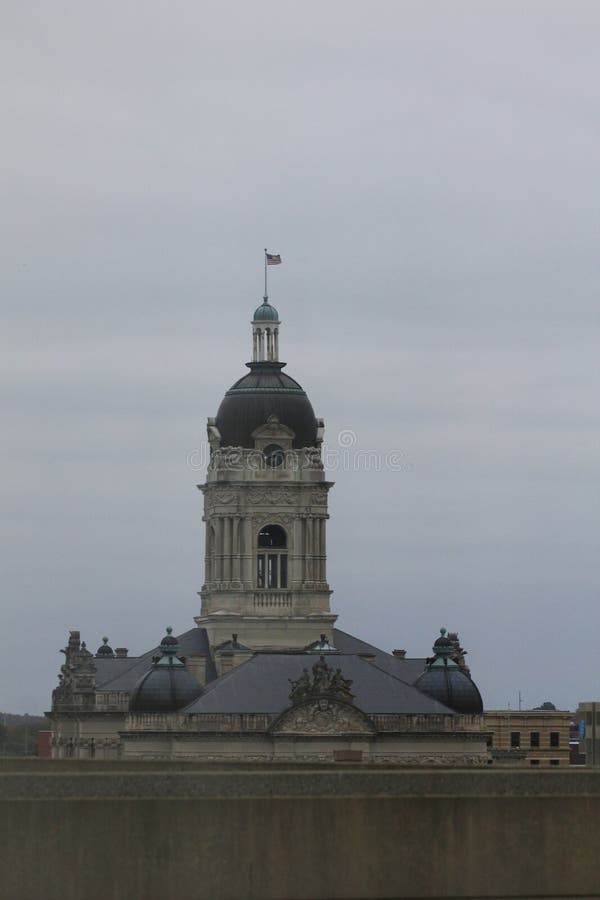 Old Vanderburgh County Courthouse, Evansville, Indiana Editorial Photo ...