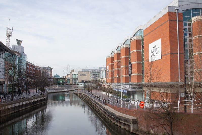 Views of the Oracle Shopping Centre in Reading, Berkshire in the UK ...