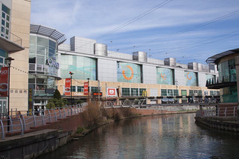 Views of the Oracle Shopping Centre in Reading, Berkshire in the UK ...