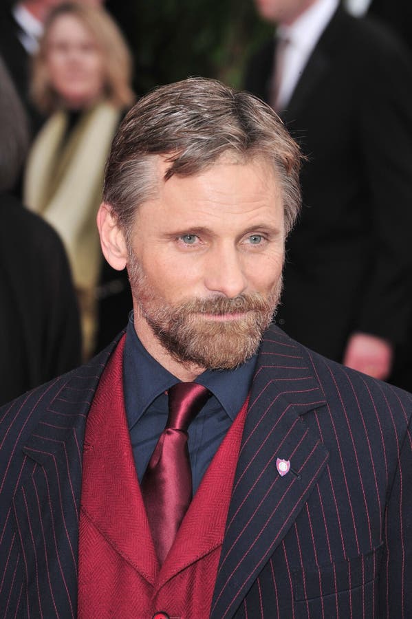 Viggo Mortensen editorial photo. Image of shrine, screen - 23274526