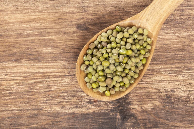 Vigna Radiata - Raw Organic Green Mung Beans Stock Image - Image of ...