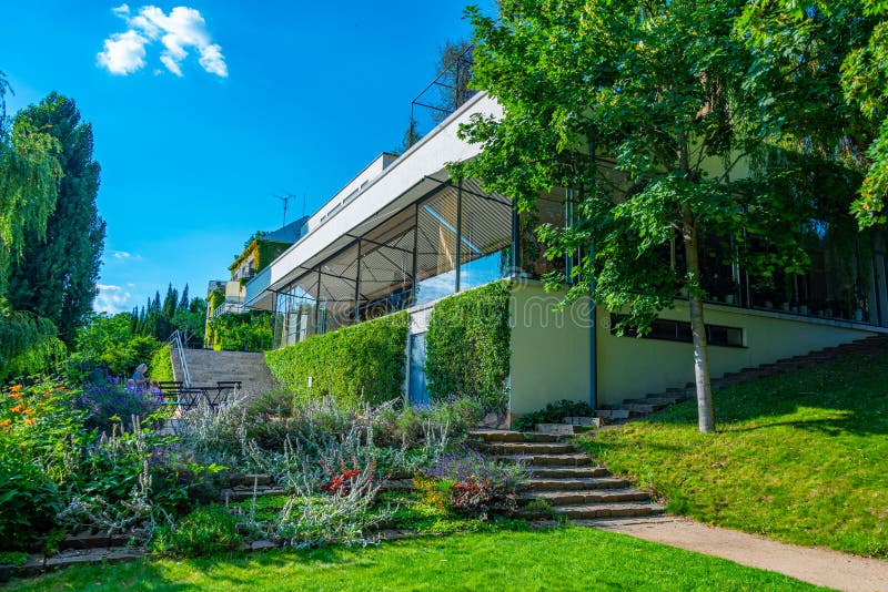 Vila Tugendhat in Brno, Czech Republic Stock Image - Image of garden ...