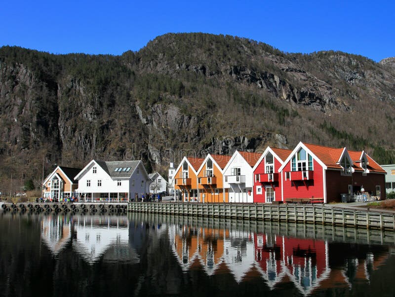 Vilage di Modalen fotografia editoriale. Immagine di giorno - 70253172