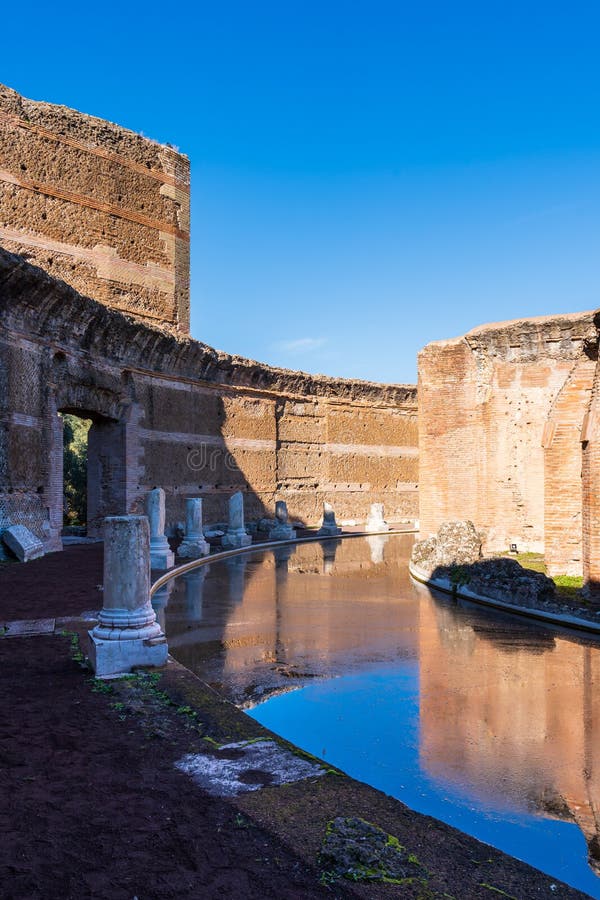 Decorative Moat Inside Ancient Roman Palace in Ruins in Italy Editorial ...