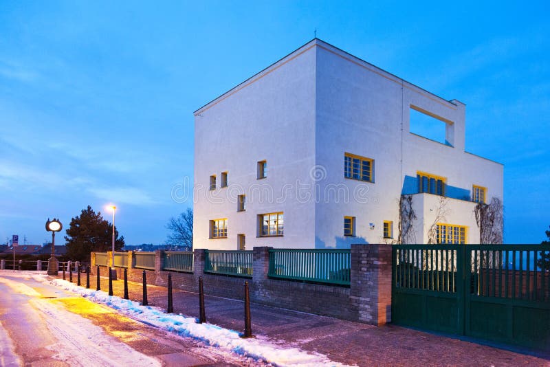 Villa Mueller House Exterior Di Praga, Di Adolf Loos Immagine ...