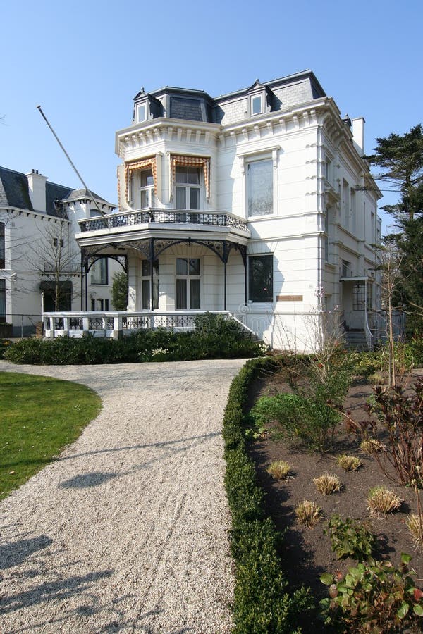 Villa with driveway stock image. Image of home, wealth - 2691747