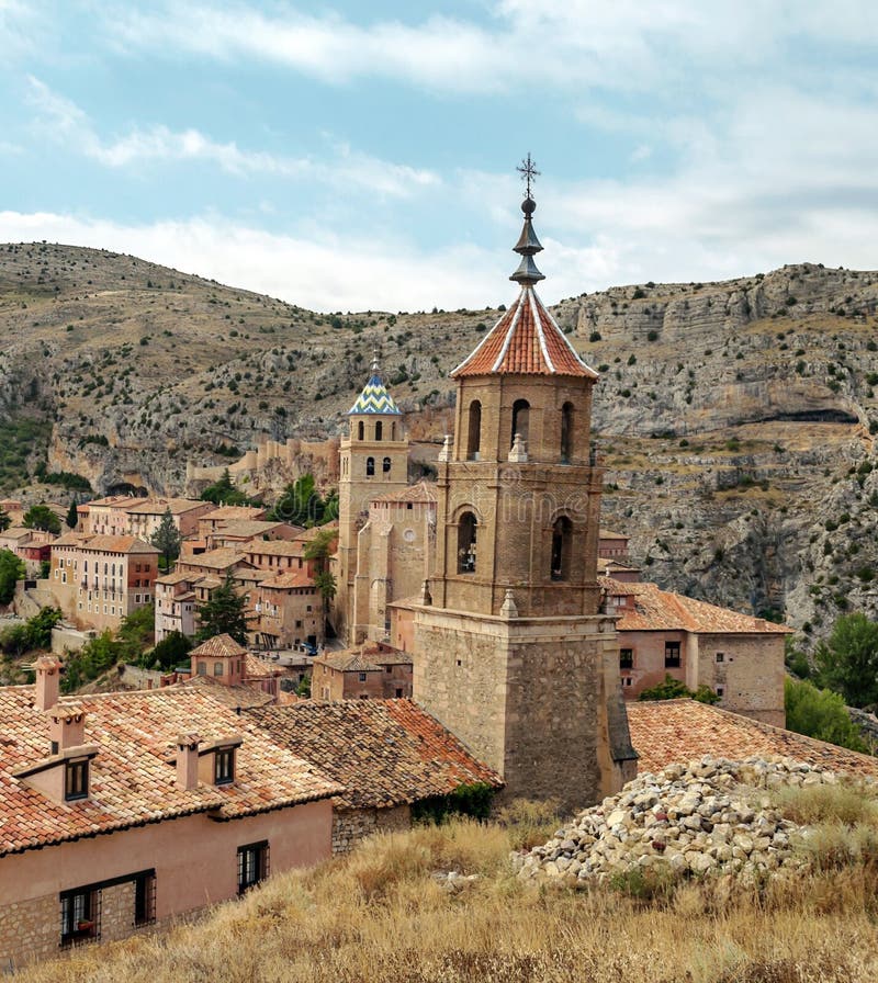 Castle of Albarracin stock image. Image of peaceful, rampart - 33683663