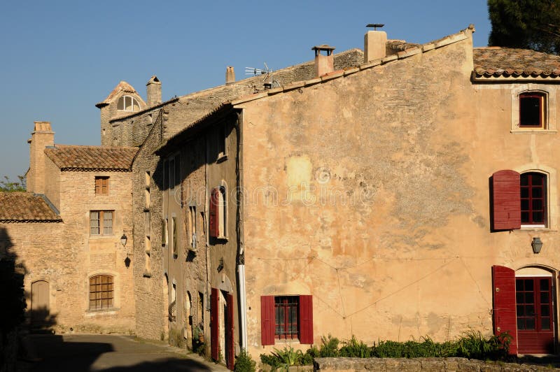 Goult dans le Luberon image stock. Image du côte, europe - 73367067