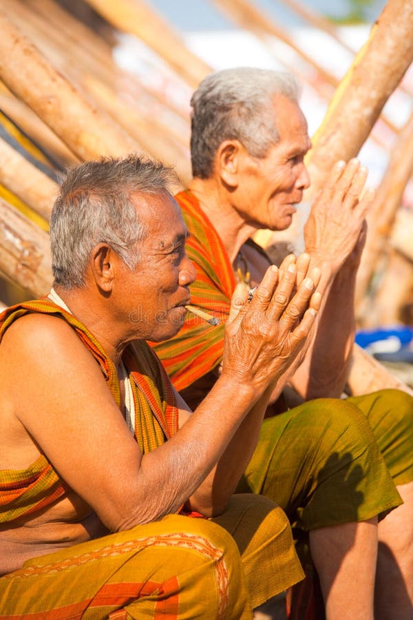 Village Elders Traditional Greeting Wai Editorial Image - Image of ...