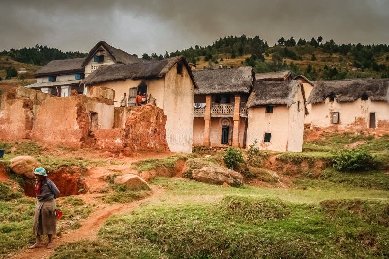 Village malgache image stock éditorial. Image du architecture - 43833814