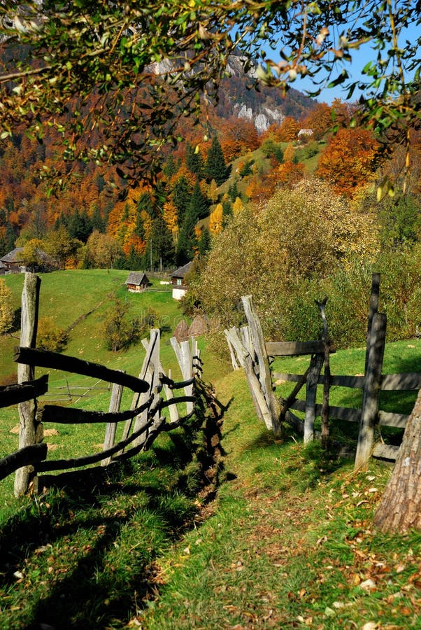 80,999 Village Path Photos - Free & Royalty-Free Stock Photos from ...