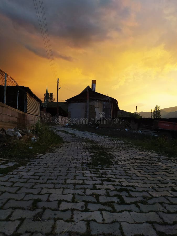 80,999 Village Path Photos - Free & Royalty-Free Stock Photos from ...