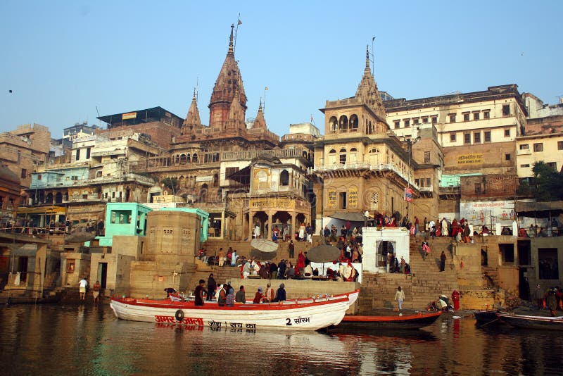 Varanasi photographie éditorial. Image du inde, hindouisme - 26903302