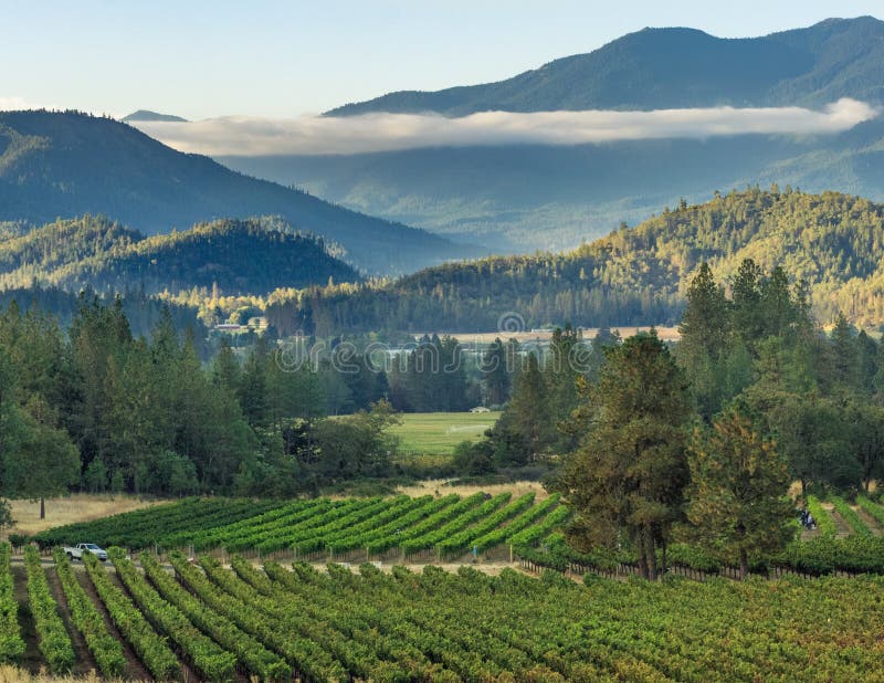 Table Rock - Central Point, Oregon Stock Image - Image of southern ...