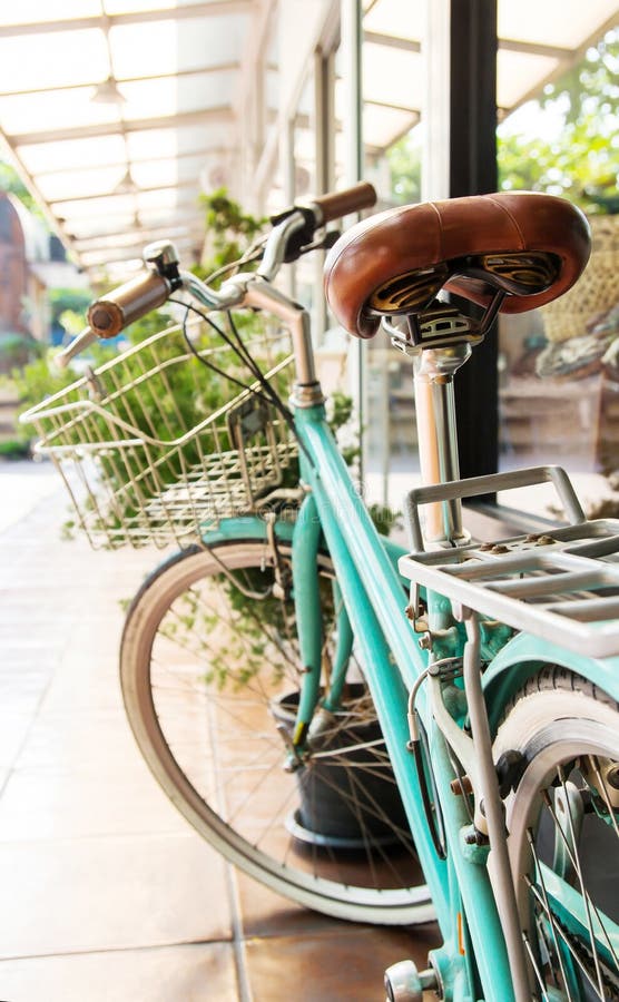 Vintage bicycle stock photo. Image of transportation - 40645204
