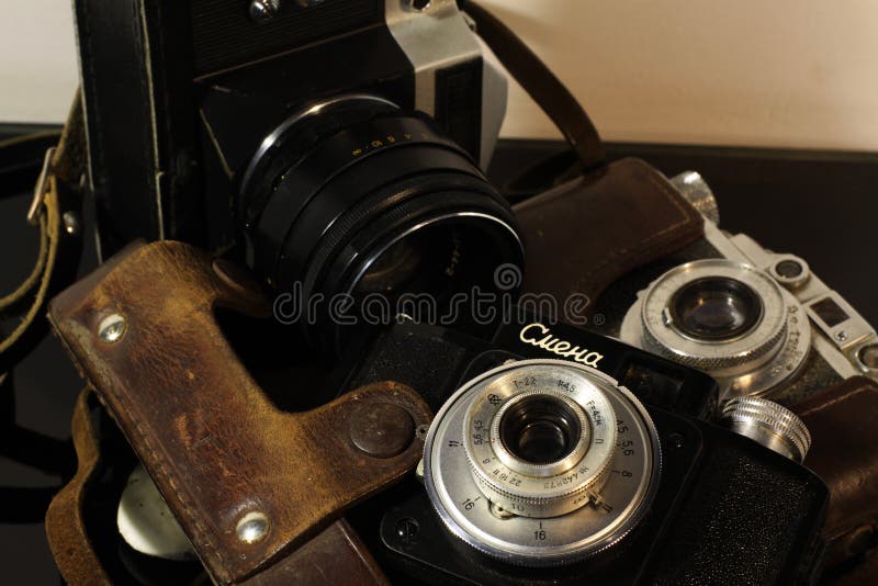 Vintage Cameras on a Mirrored Table Editorial Image - Image of digital ...