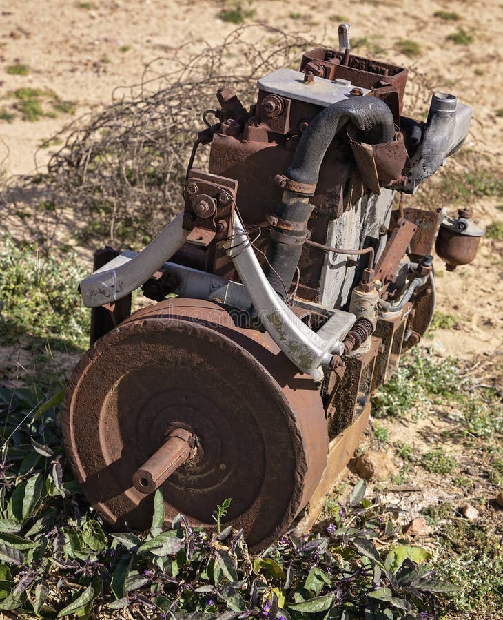Vintage Diesel Engine Full of Rust Rubyvale Australia Stock Photo ...