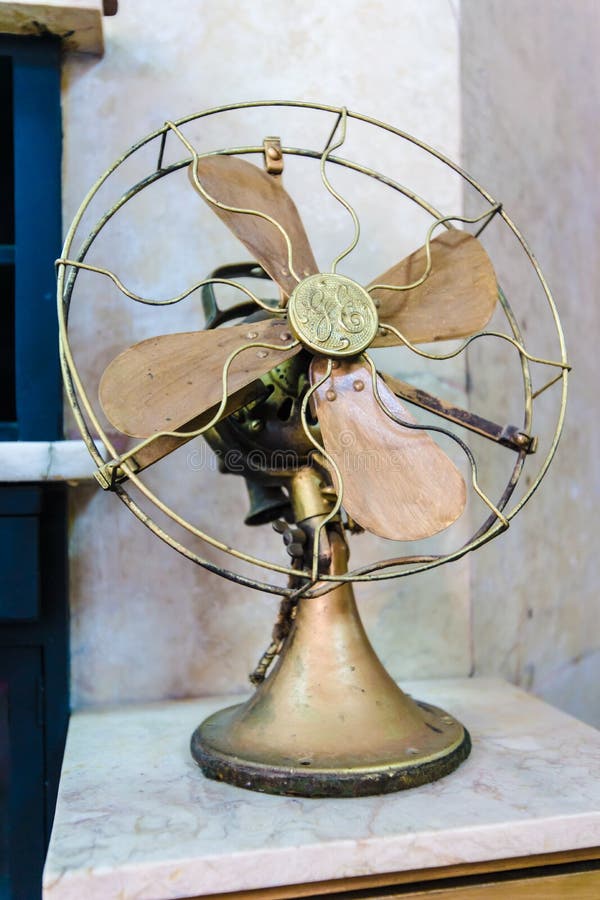 Vintage electric fan stock image. Image of netting, breeze - 40629293